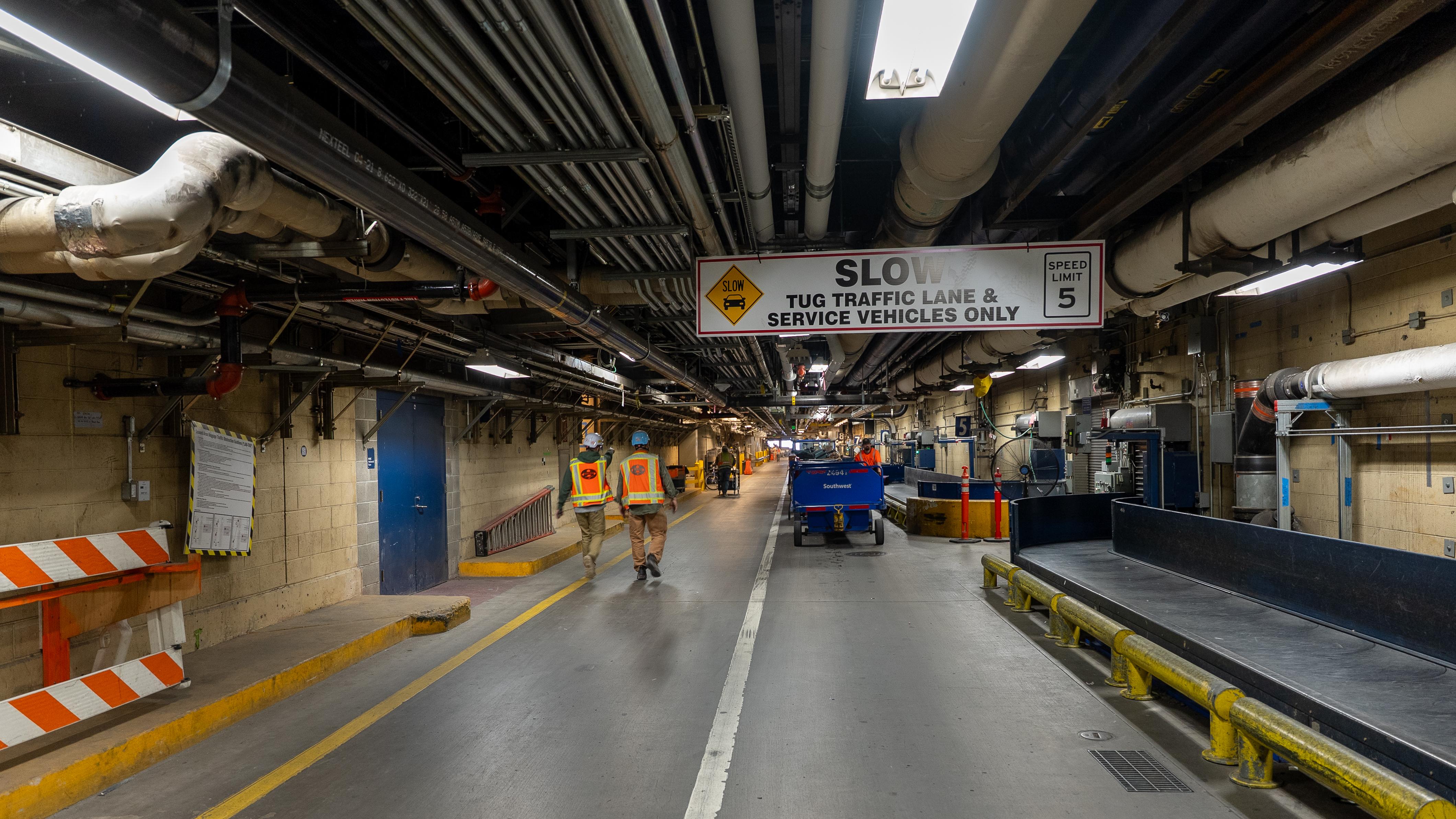 FlyPDX - PDXPeople - Be Knowledgeable: Safe Practices in Bag Tunnel