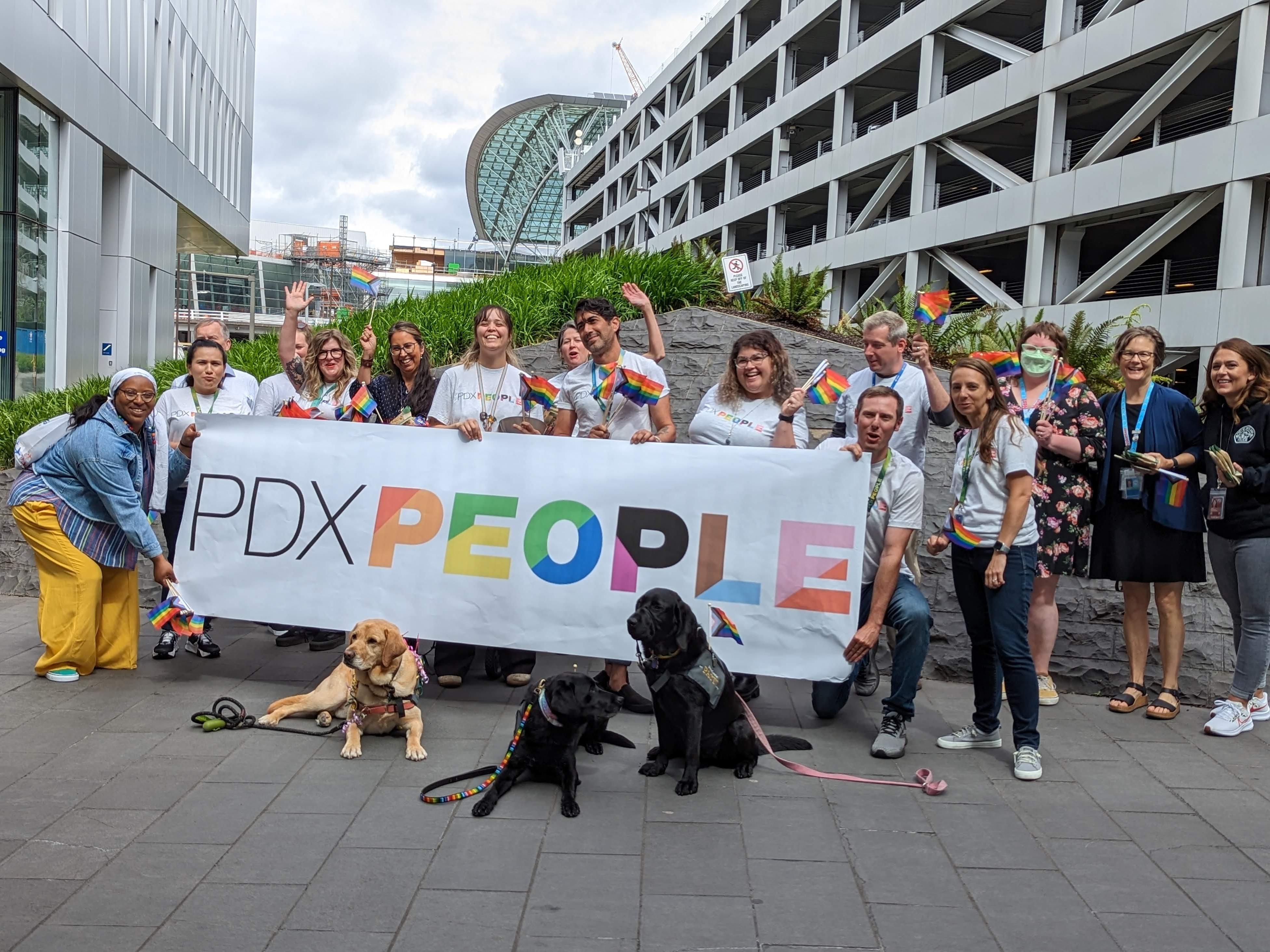 FlyPDX - PDXPeople - Celebrating PDX Volunteers During National ...